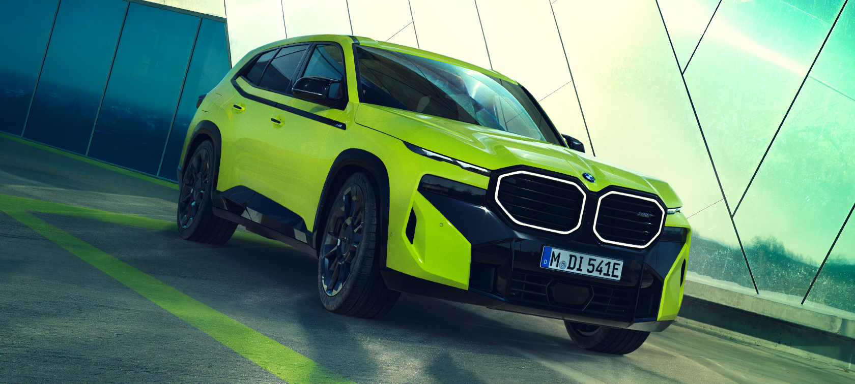 VERSIUNE NOUĂ BMW XM 50E: PLUG-IN HYBRID CU 475 CP - APAN Top Selection